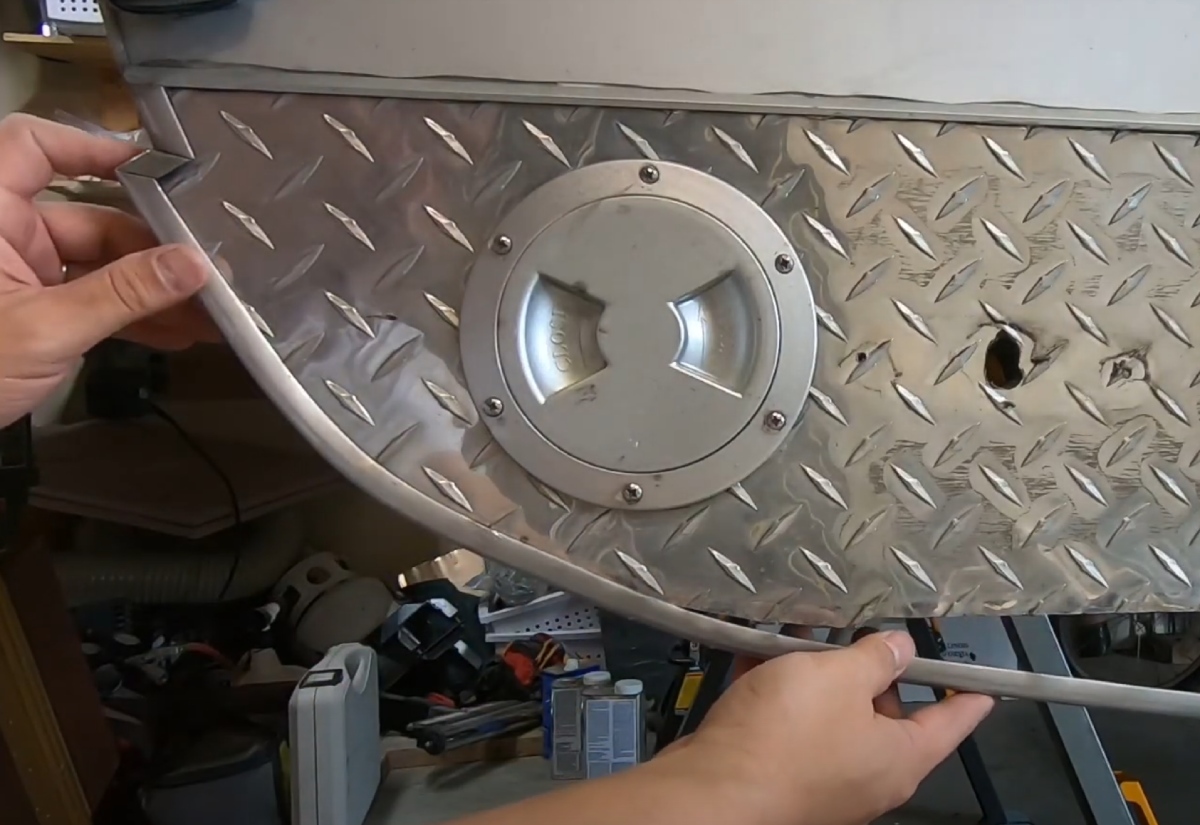 How to Bend RV Corner Trim: Identify the Bending Areas