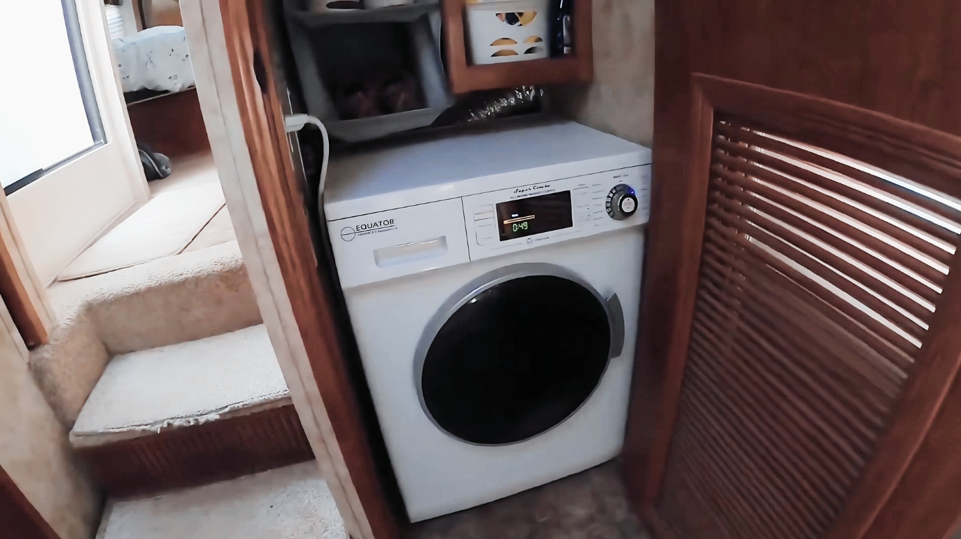 Best RV Stackable Washer Dryers – Efficient Ways for Travels