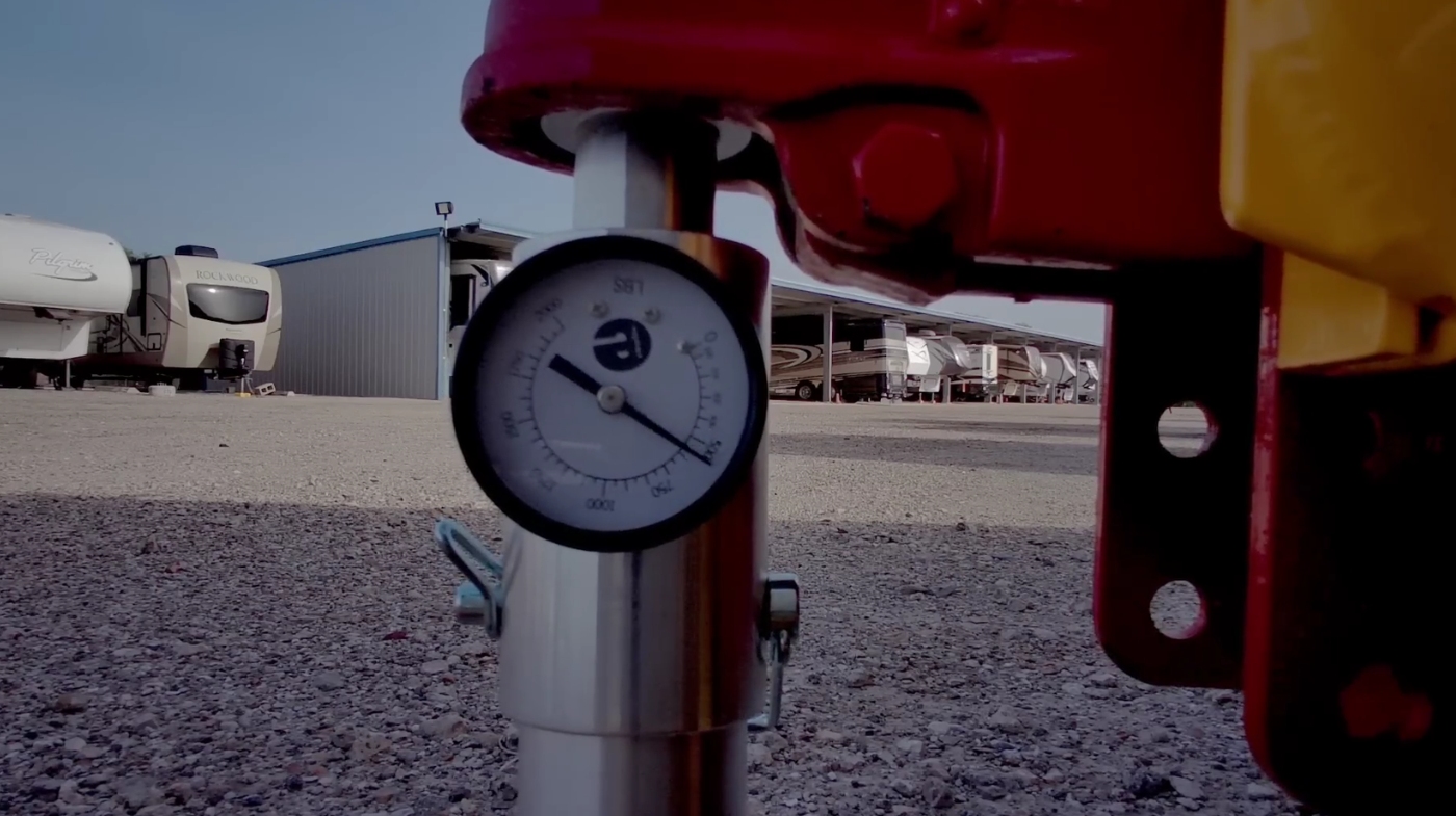 Best Tongue Weight Scales for Easy Towing Measurements