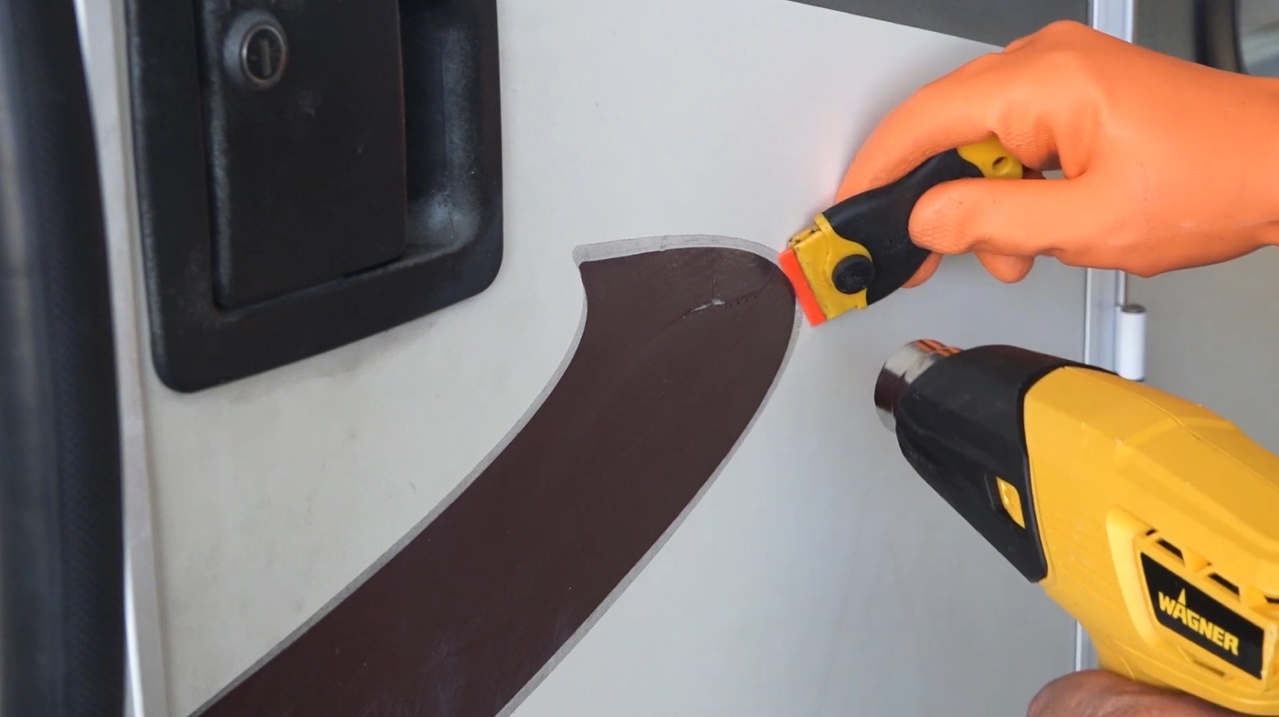 How to Remove Decals From RV: Use the Right Tool for the Job